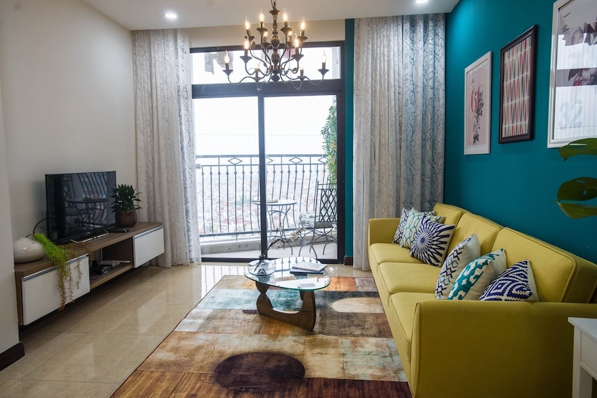 Appartement De Luxe De 2 Chambres # Piscines Intérieure Et Extérieure # Vinhomes Royal City - Hanoï