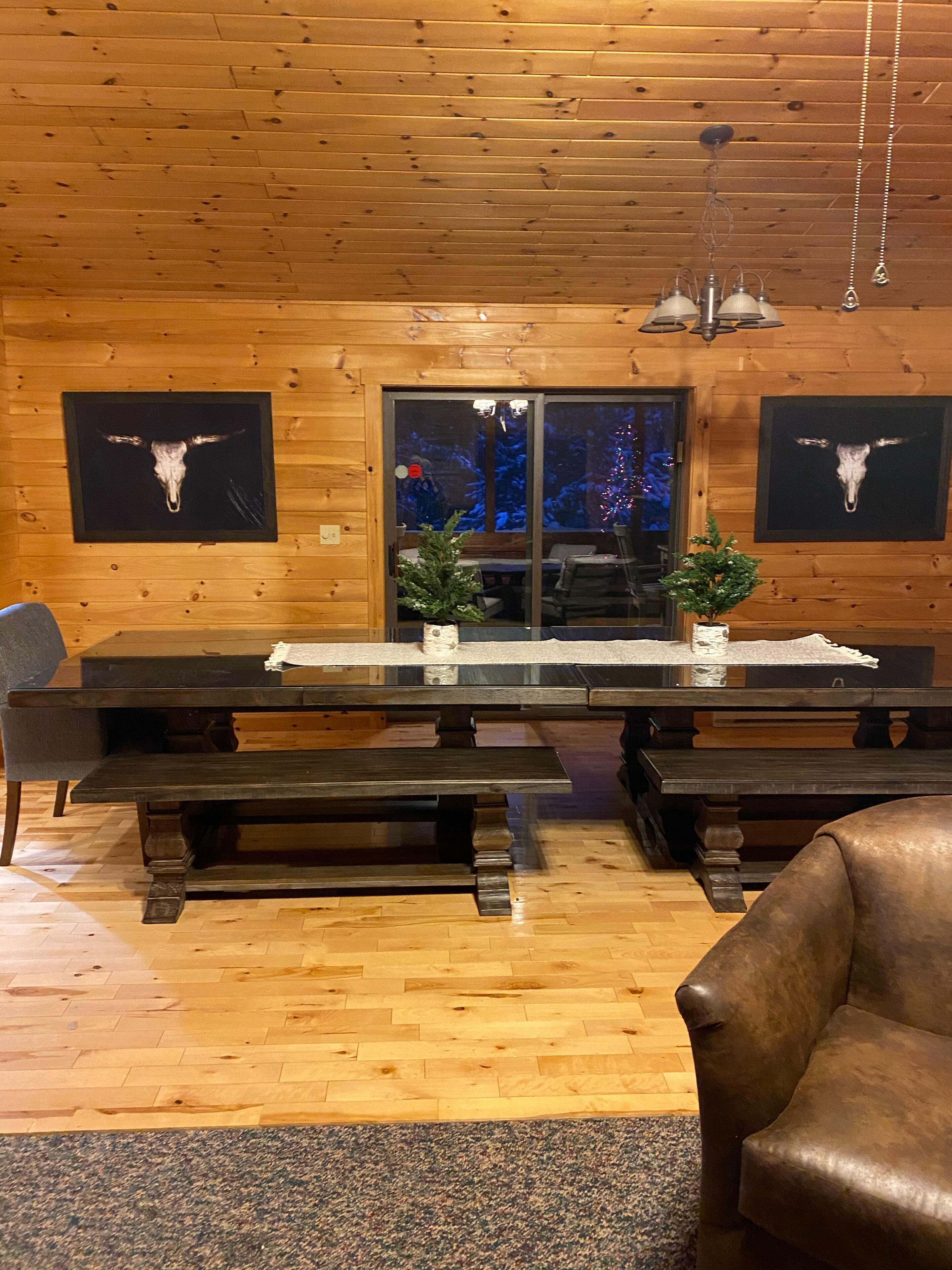 Pet Friendly 1 Acre Private Wooded Lot Hot Tub Pingpong Fire Pit Walk To Village - Lake Placid, NY