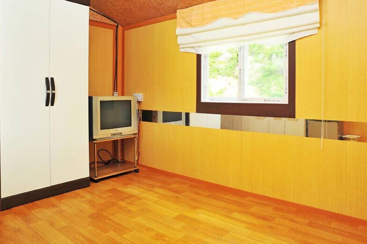 Quarto (Cheongdan) | 8 quartos