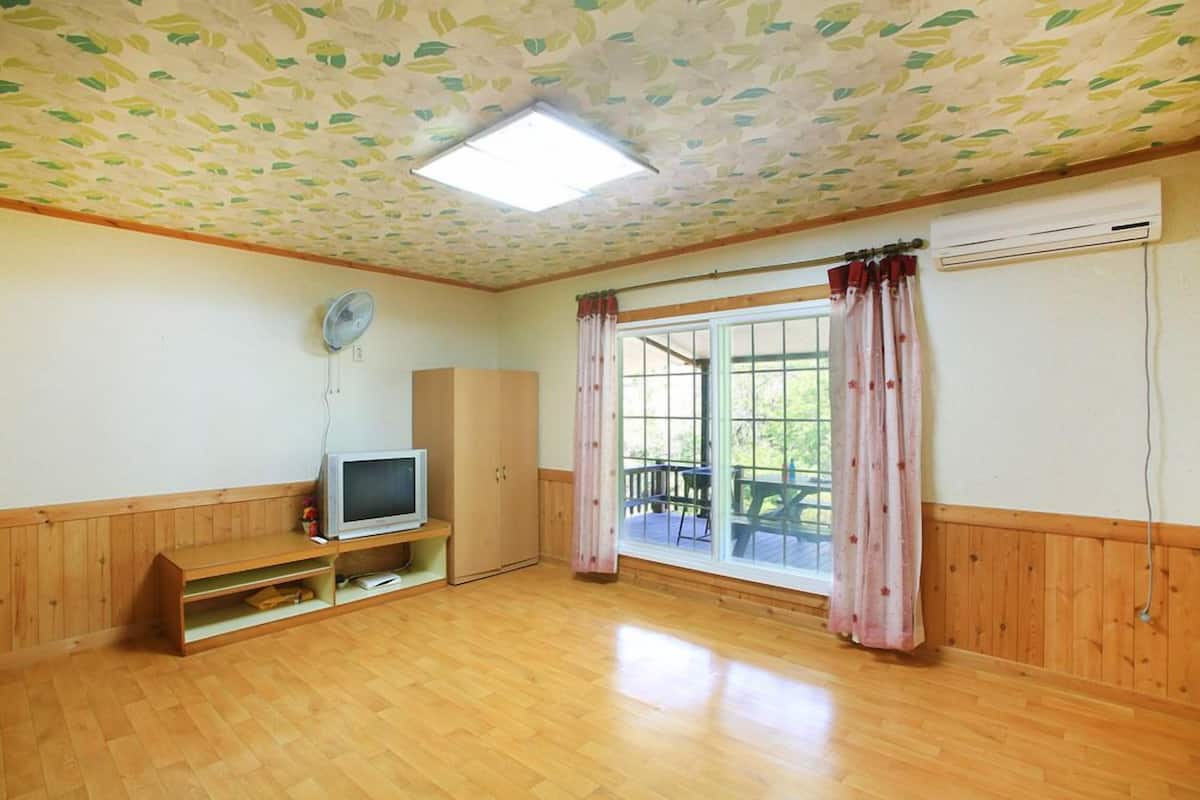 Quarto (Star light room)