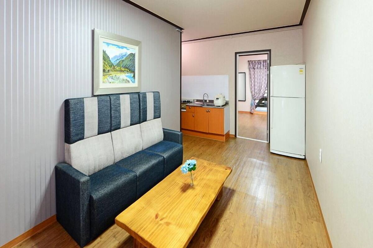 Quarto (Annex103)