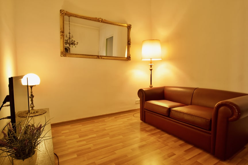 Silent Flat In Gracia Minutes 10 Minutes Walking From Sagrada Familia! - Barcelona