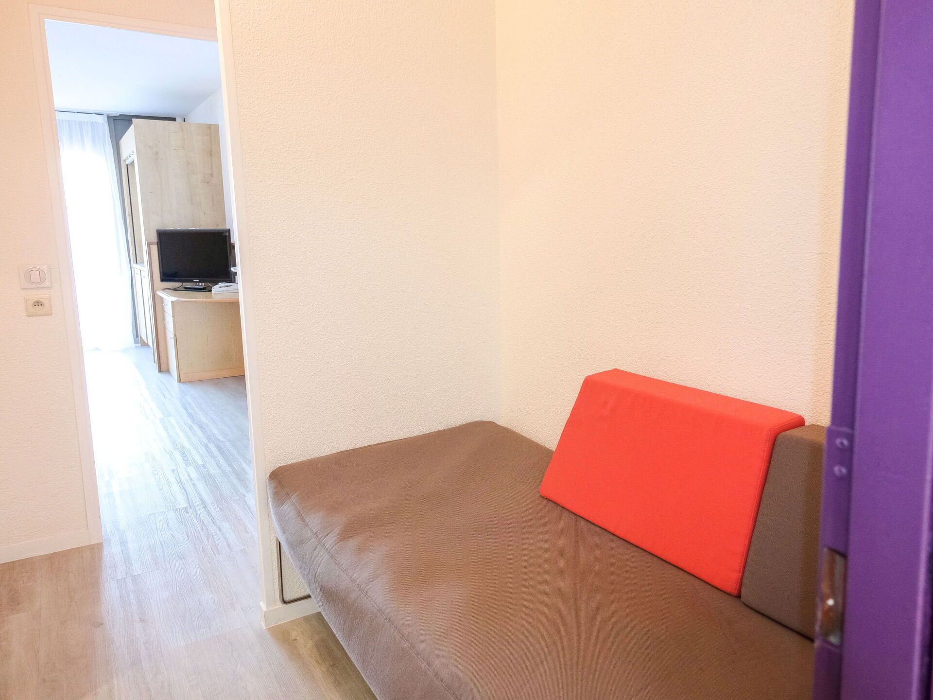 Cosy Apartment For 2 People With A/c, Pool, Wifi, Tv, Balcony And Pets Allowed - Antibes