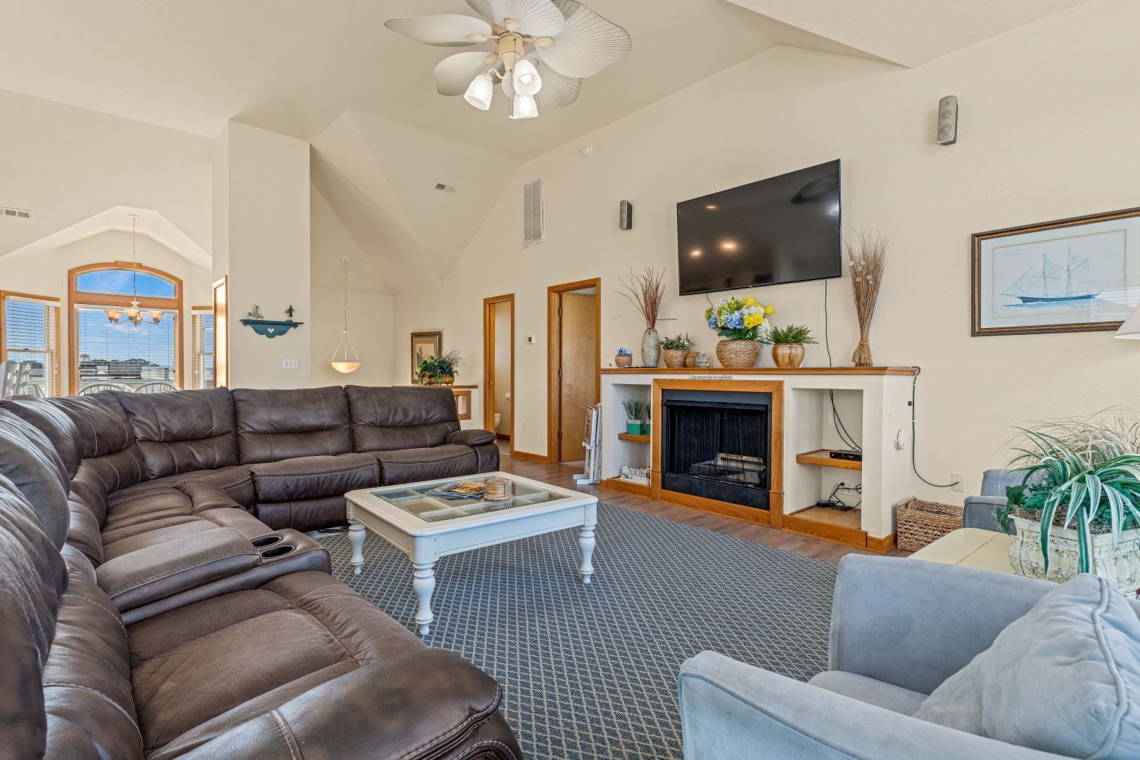 Fun For Shore 7-bedroom Home In Whalehead - North Carolina