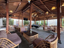 Pequenos-almoços, almoços e jantares servidos 