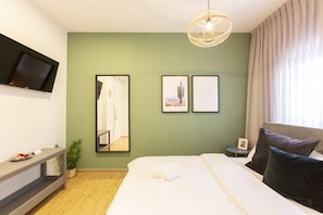 Quarto Duplo Premium | Com decoração personalizada, com mobília individualizada, Wi-fi grátis 