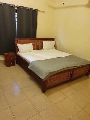 Apartamento Clássico, 2 quartos, vista para o jardim | 2 quartos, roupa de alta qualidade, camas de colchão viscoelástico 