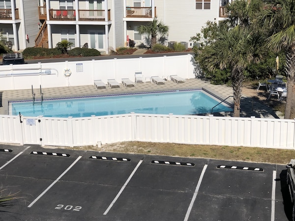 Is #302- Gorgeous Gulf Front Views Top Floor!! - Fort Walton Beach, FL