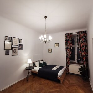 Apartamento Clássico em Condomínio Fechado | 1 quarto, ferro/tábua de engomar, berço de viagem, Wi-fi grátis 