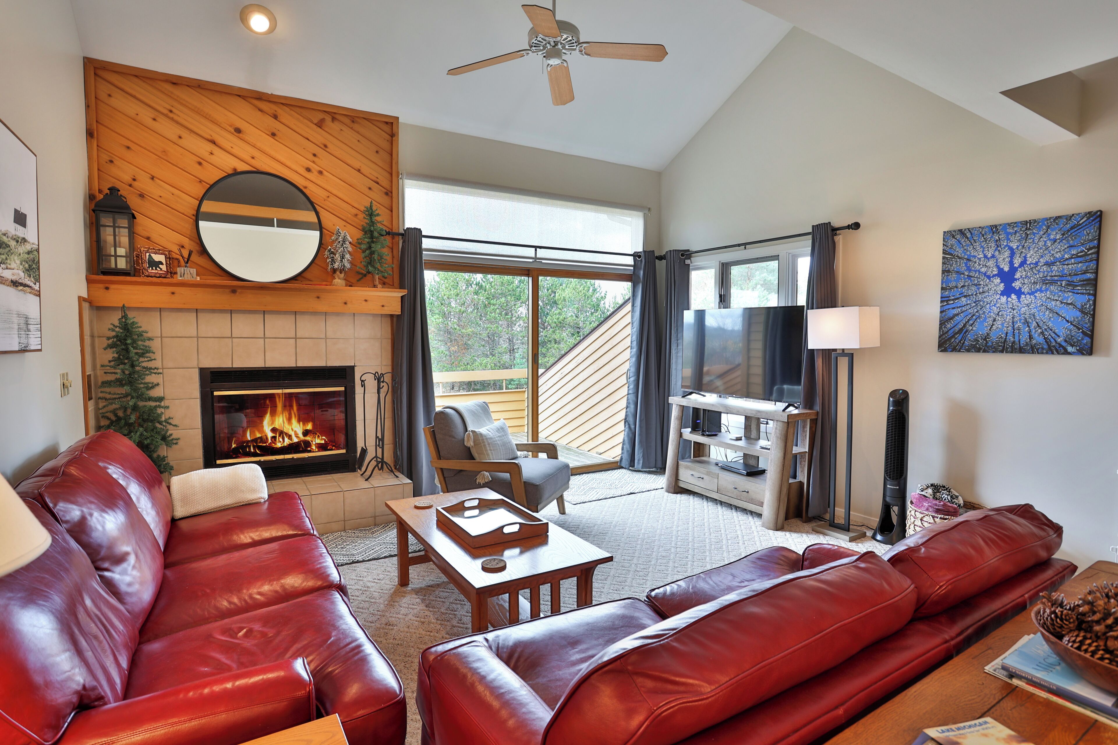 Kitchen, Jacuzzi Tub, Washer And Dryer. Trout Creek Condo #58 - 3 Bedroom Loft, 2 Baths - Harbor Springs, MI