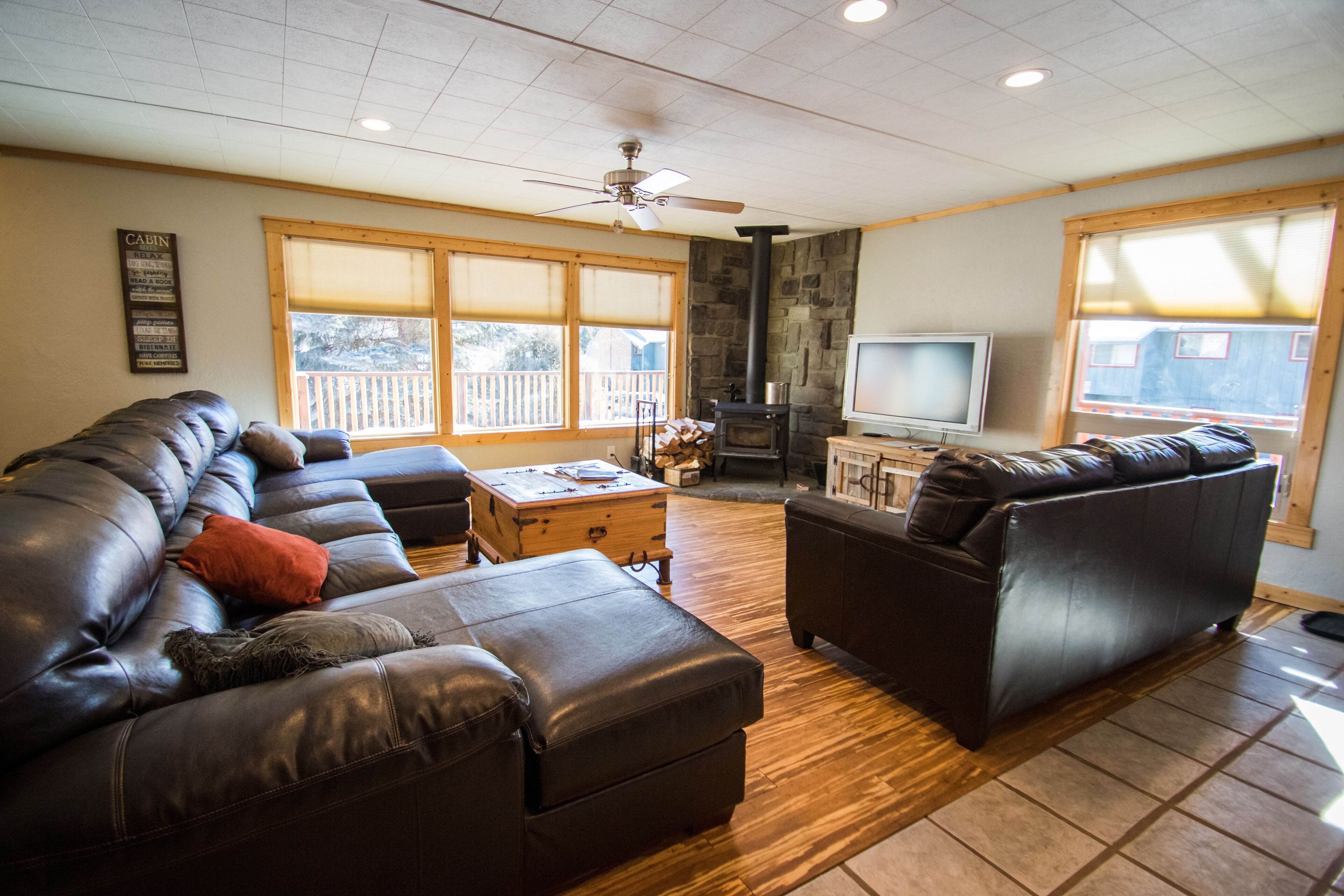 Wonderful, Family Friendly 5 Bedroom Cabin In Downtown Red River! - Red River, NM