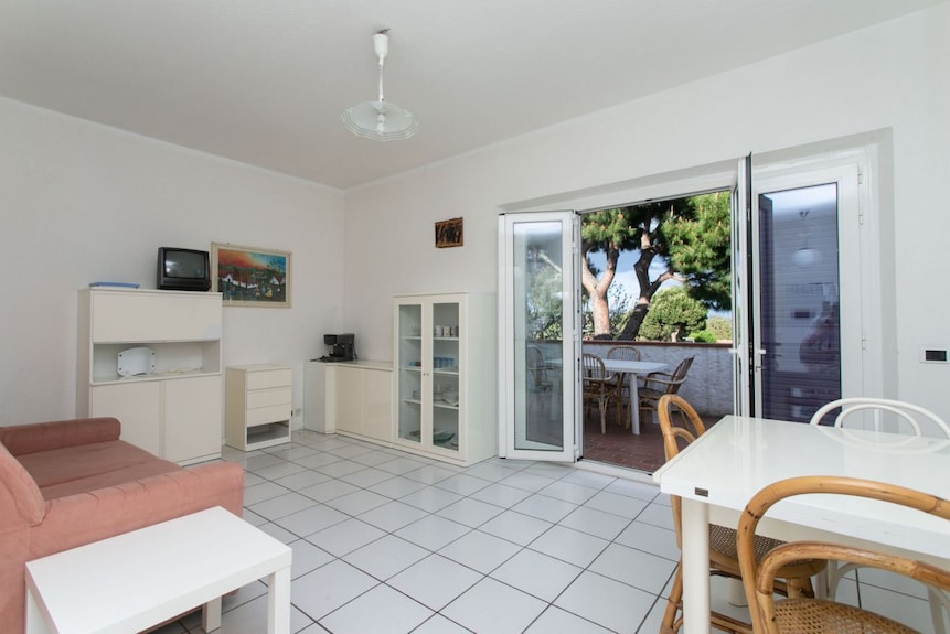 N114 - Numana, Three-room Apartment With Sea View Terrace - Numana