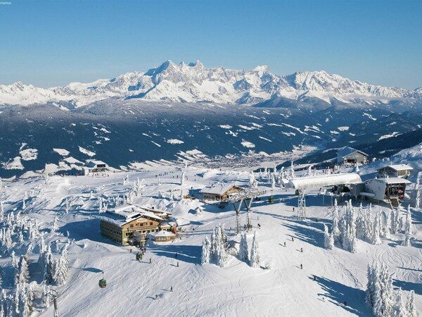 Simplistic Apartment In Kleinar Near Cross Country Skiing - Kleinarl