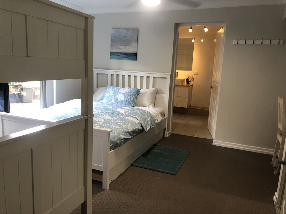 2br Brisbane Begane Grond Eenheid Met Eigen Binnenplaats - Brisbane