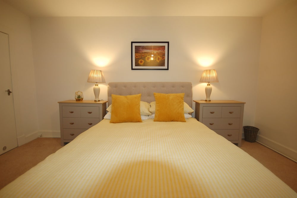 Northumberland Road - New Pad Pad - Edinburgh, UK