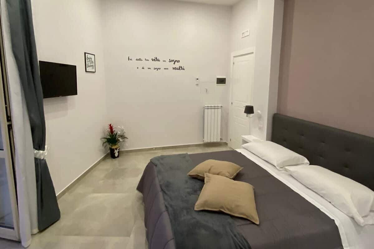 Quarto Clássico, vista para o mar | Minibar, secretária, quartos insonorizados, berços/camas para crianças