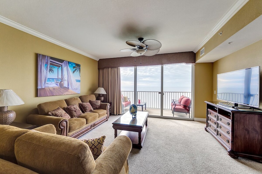 Luxury Condo With Master Bedroom Gulf View And Bunk Room - Panama City Beach, FL