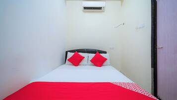 Quarto Duplo Standard | Wi-fi grátis, roupa de cama fornecida