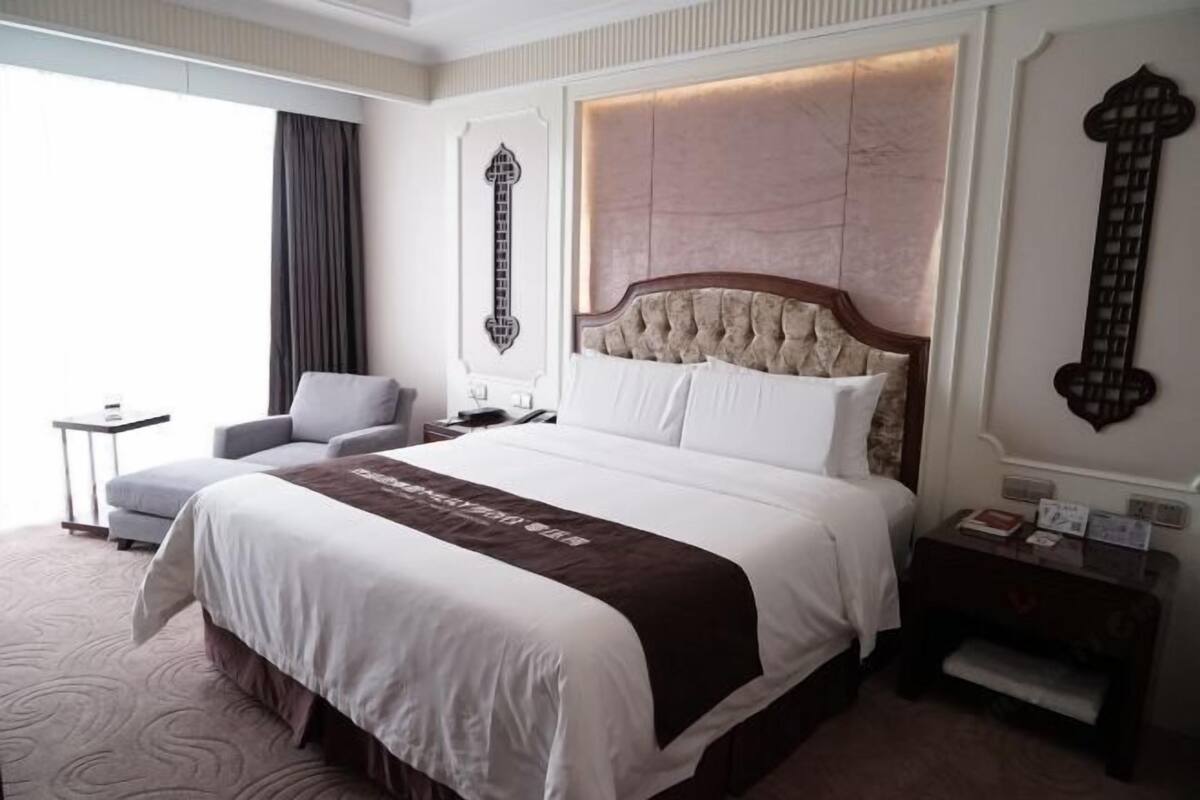 Minibar, cofre no quarto, cortinas/cortinados opacos, Wi-fi grátis 