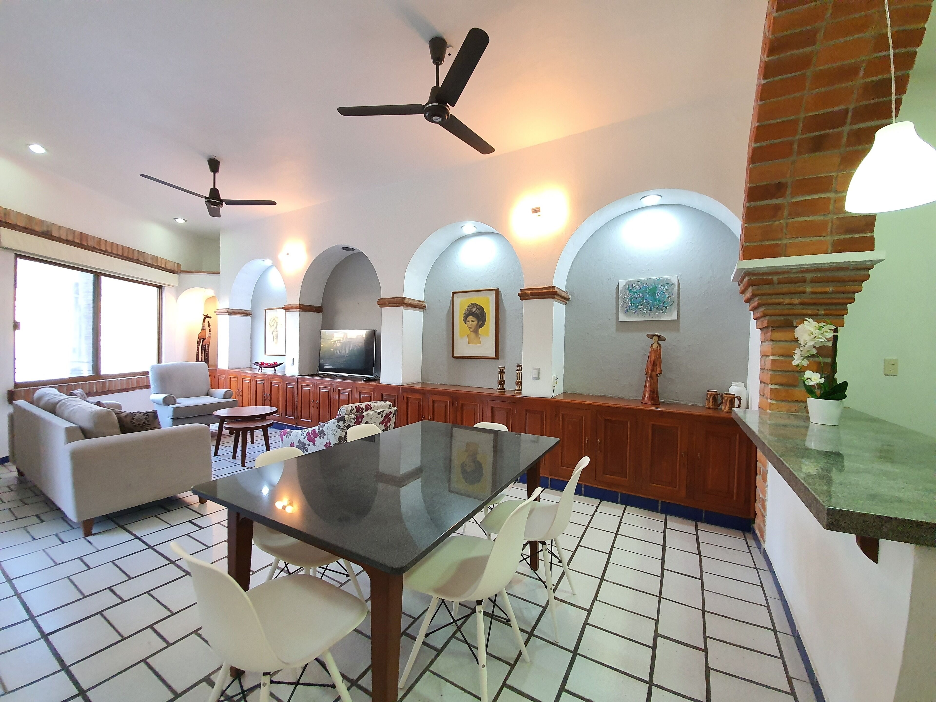 Relaxing Escape In A Local Neighborhood  Near Downtown & Zona Romantica - Puerto Vallarta