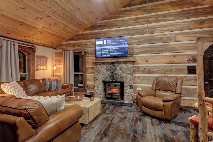 Ol` Kemp Cabin At Fox Pass Cabins - Hot Springs, AR