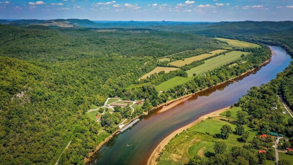 Jack's White River Fishing Resort - Arkansas