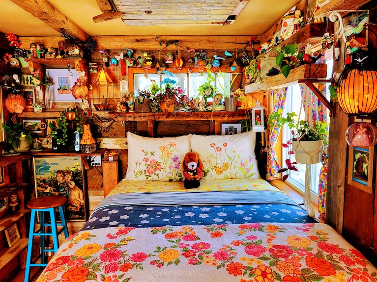 Miracles On Polly - Fairy Tale Cabin - A Return To Your Childhood - Prince Edward Island