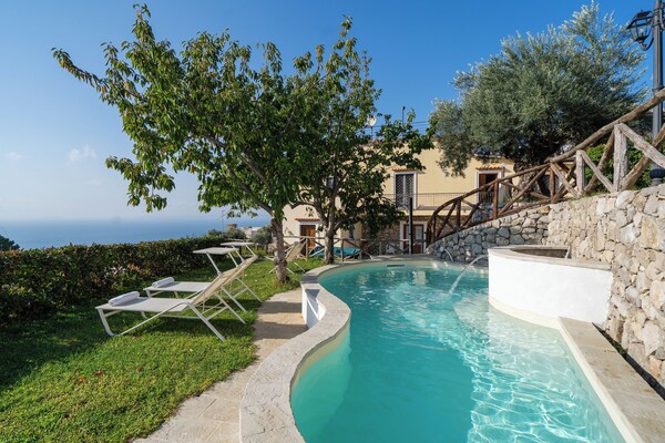 Villa Prota Resort - Vico Equense