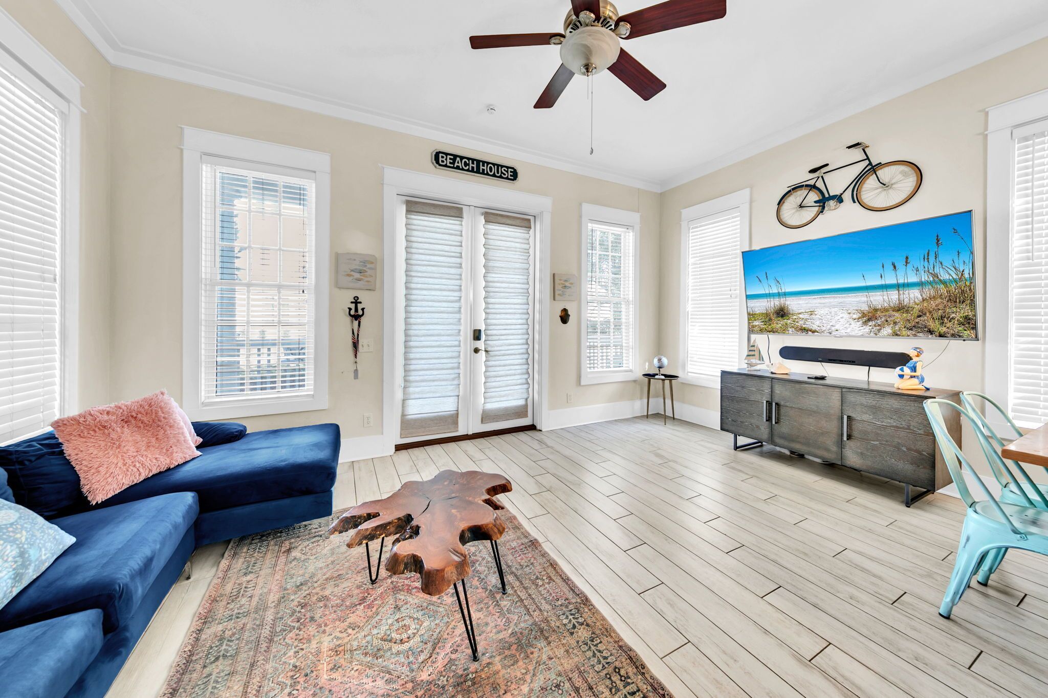Destin Beach Vibes, Sleeps 13, 2min Walk To Private Beach, Heated Comm. Pool, - Miramar Beach, FL