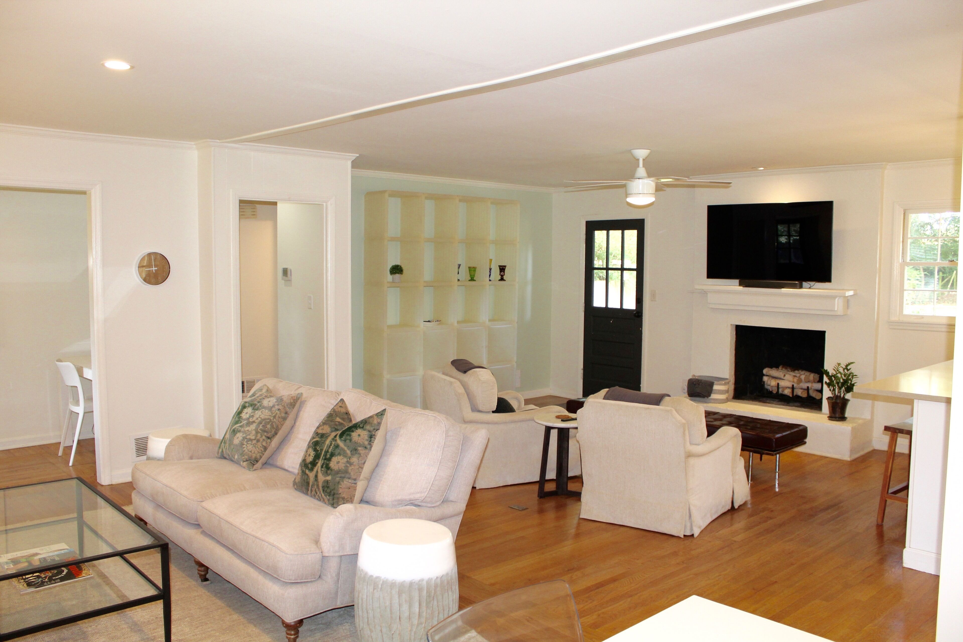 Beautiful Bungalow Right In Historic Roswell - Roswell, GA