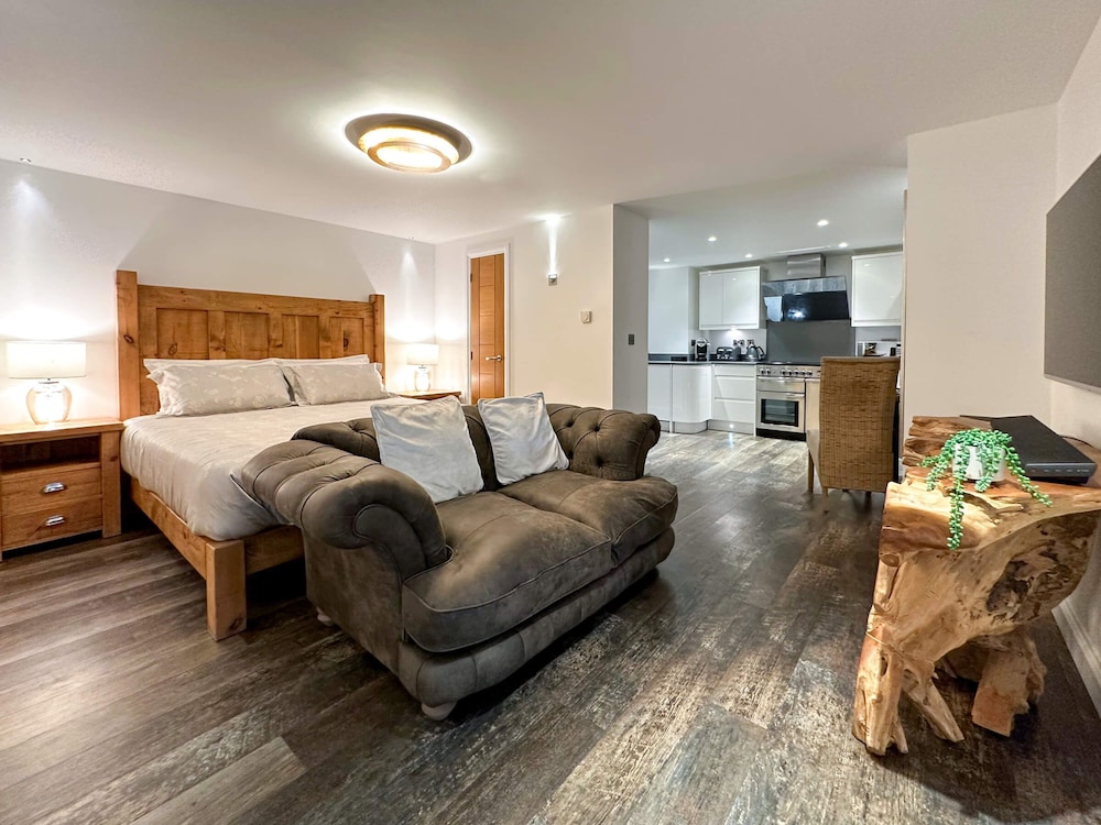 Sundancer - Sleeps 2 Guests In 1 Bedroom - Widemouth Bay