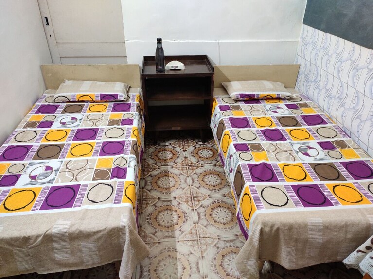 Uppal's Pg Compartiendo Habitación Con Desayuno Y Cena - Delhi