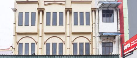 Fachada da propriedade