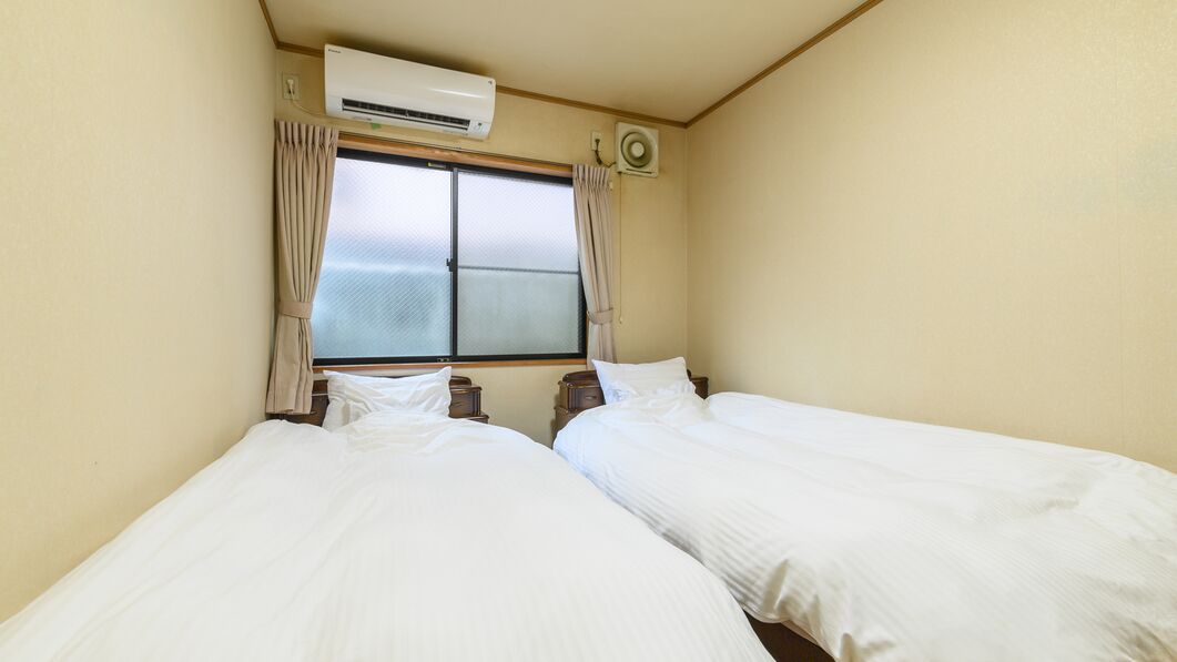 Escrivaninha, Wi-Fi de cortesia, roupa de cama