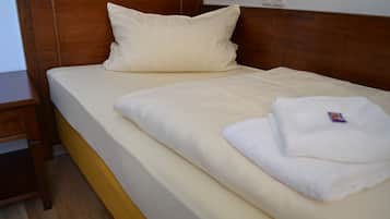 Quarto Individual Standard | Wi-fi grátis, roupa de cama fornecida, acesso para cadeira de rodas