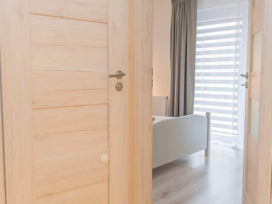 Apartamento Deluxe | Sala de estar | Televisor LED de 42 polegadas com canais por cabo, televisor