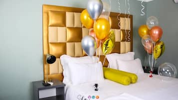 1 quarto, Wi-Fi de cortesia, roupa de cama