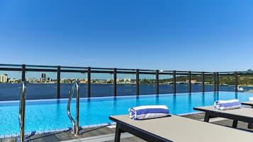 Piscina exterior