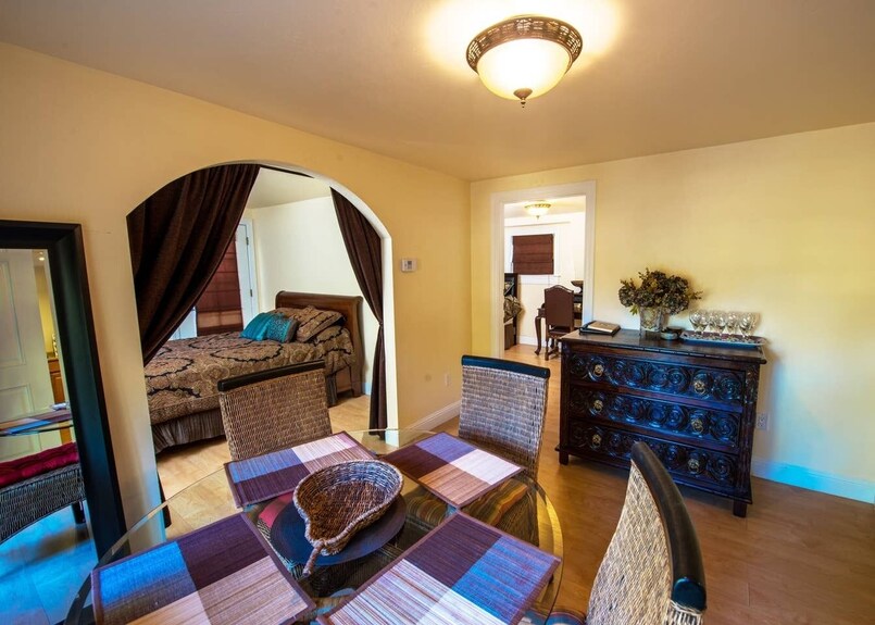 Mankas Barrel Room Cottage Located In The Hidden Gem Of Suisun Valley, Ca - Napa Valley, CA