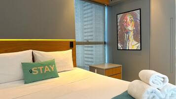 Apartamento Deluxe, 1 quarto | Minibar, cofre no quarto, com decoração personalizada