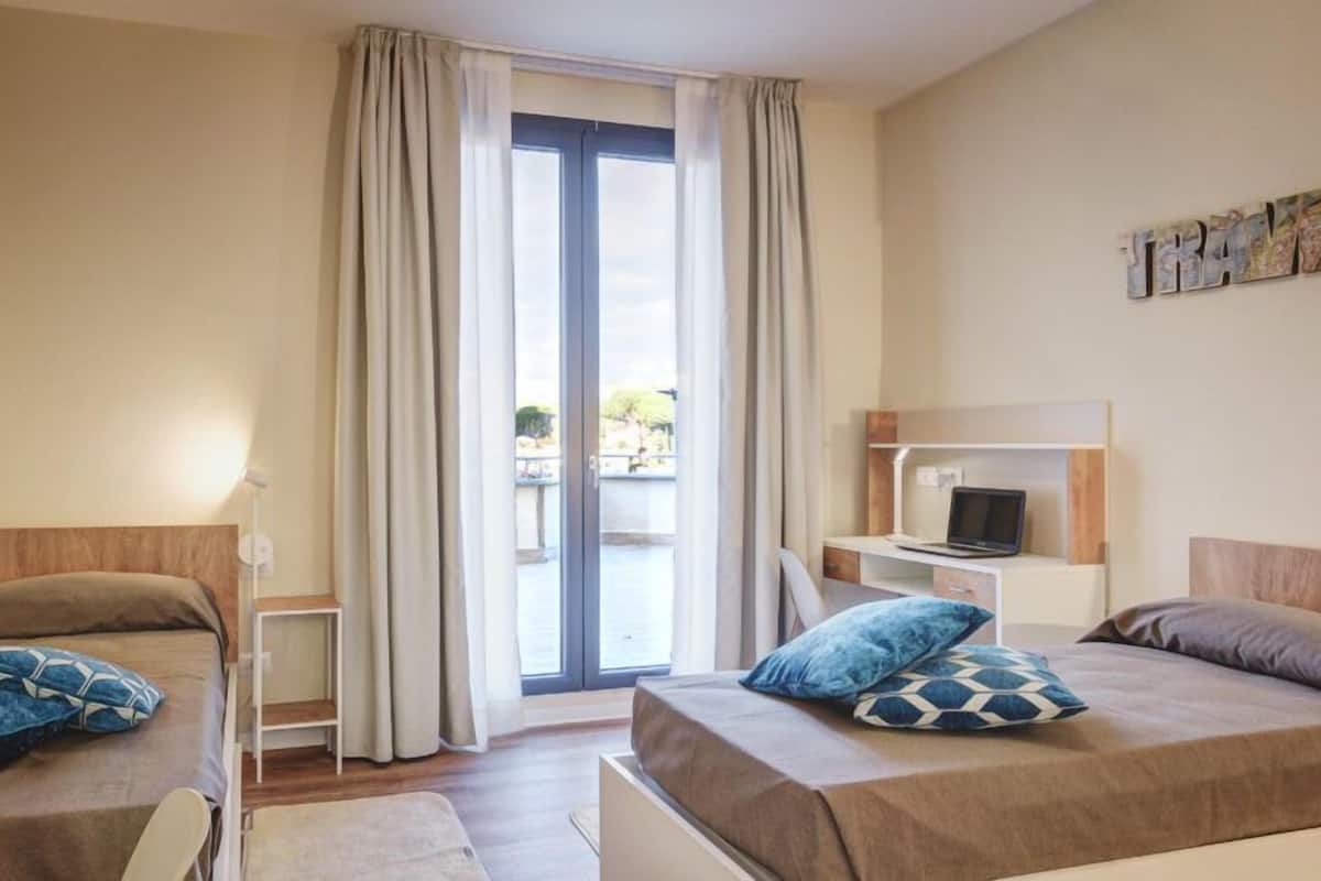 Quarto Duplo ou Twin, 1 cama queen-size | Wi-fi grátis, roupa de cama fornecida