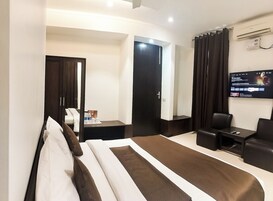 Quarto Duplo Deluxe | Secretária, ferro/tábua de engomar, Wi-fi grátis 