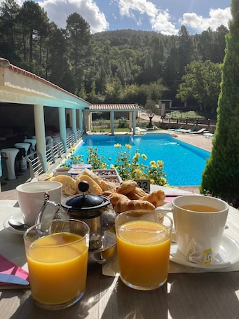 Restaurante. Cantu di Fiumu