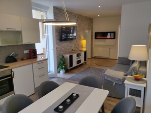 TV de tela plana, iPad, Netflix, DVD player