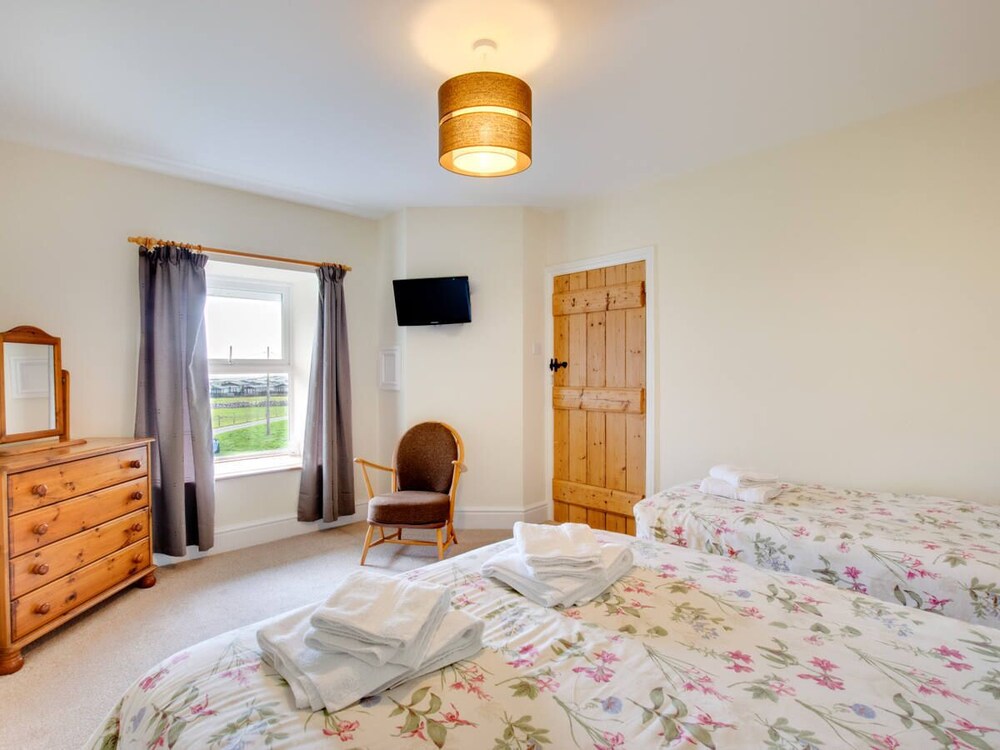 2 Bed In Barmouth (Oc-wah698) - Tal-y-bont