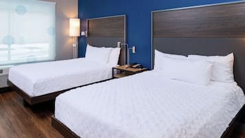 Cortinas/cortinados opacos, ferro/tábua de engomar, Wi-fi grátis