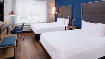 Cortinas/cortinados opacos, ferro/tábua de engomar, Wi-fi grátis