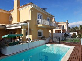 Piscina externa, piscina aquecida