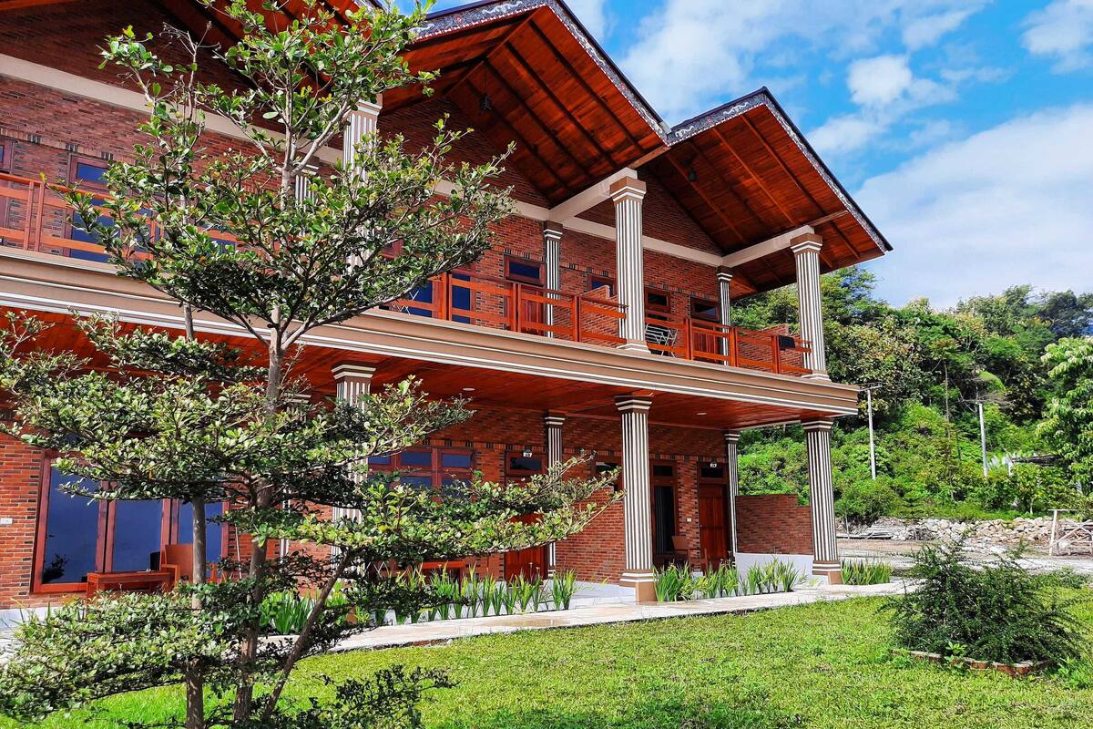 Quarto casal luxo | Escrivaninha, Wi-Fi de cortesia, roupa de cama