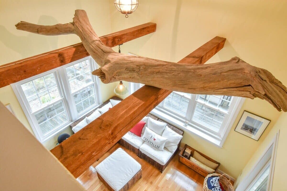 Spacious W/ Large Outdoor Area Fire Pit! - Chatham, MA